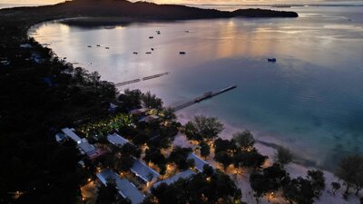 Welcome to Your Beach Resort | Island Center Point