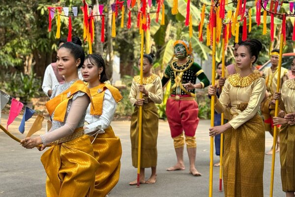 Dancing into Khmer New Year | Living Cambodia Blog