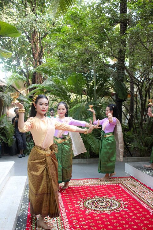 Dancing into Khmer New Year | Living Cambodia Blog
