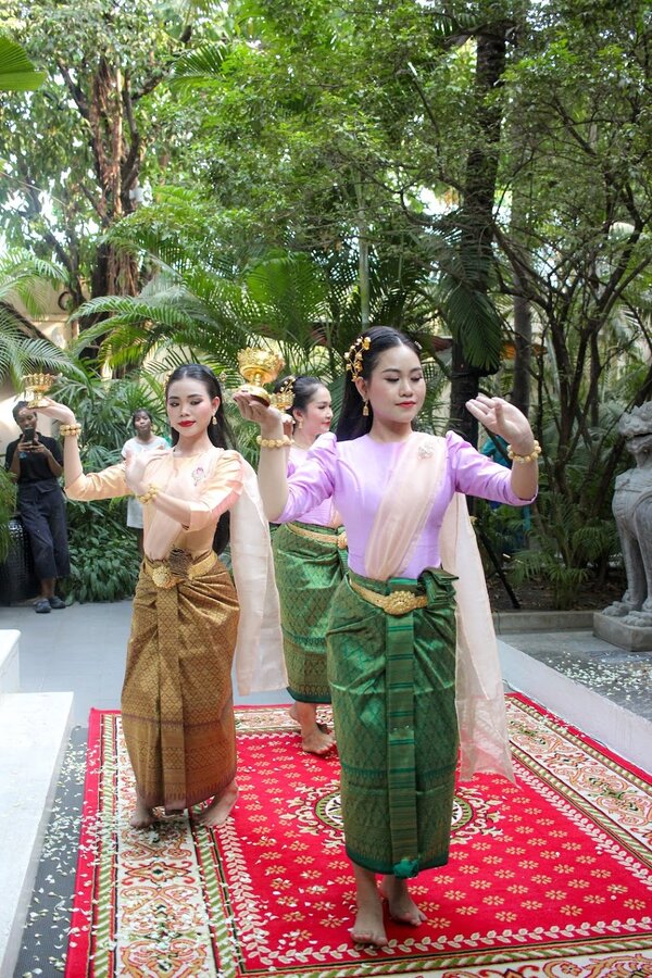 Dancing into Khmer New Year | Living Cambodia Blog