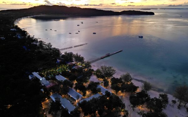 Welcome to Your Beach Resort | Island Center Point